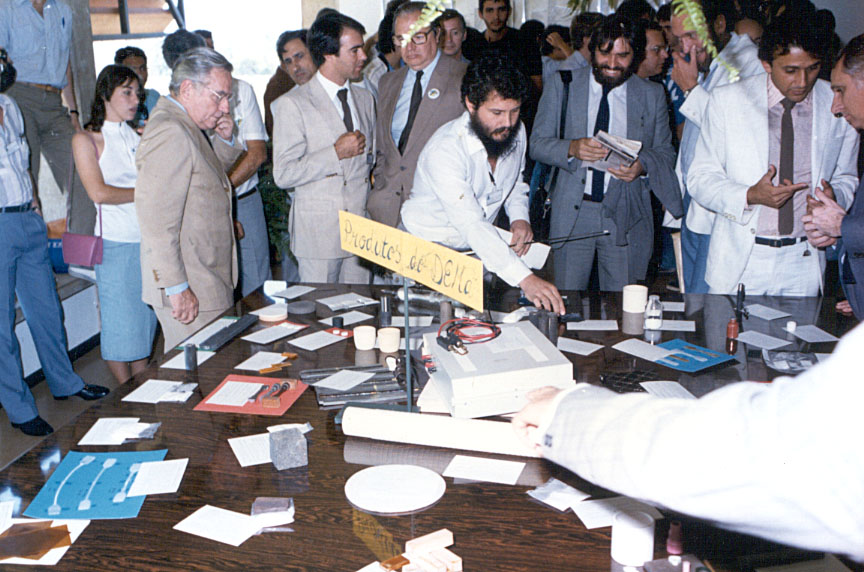 Um aniversário da Engenharia de Materiais no Brasil: 40 anos do DEMa da ...